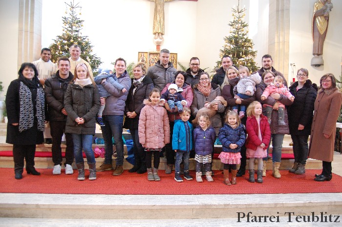 Taufe des Herrn - Segnung der Neugetauften